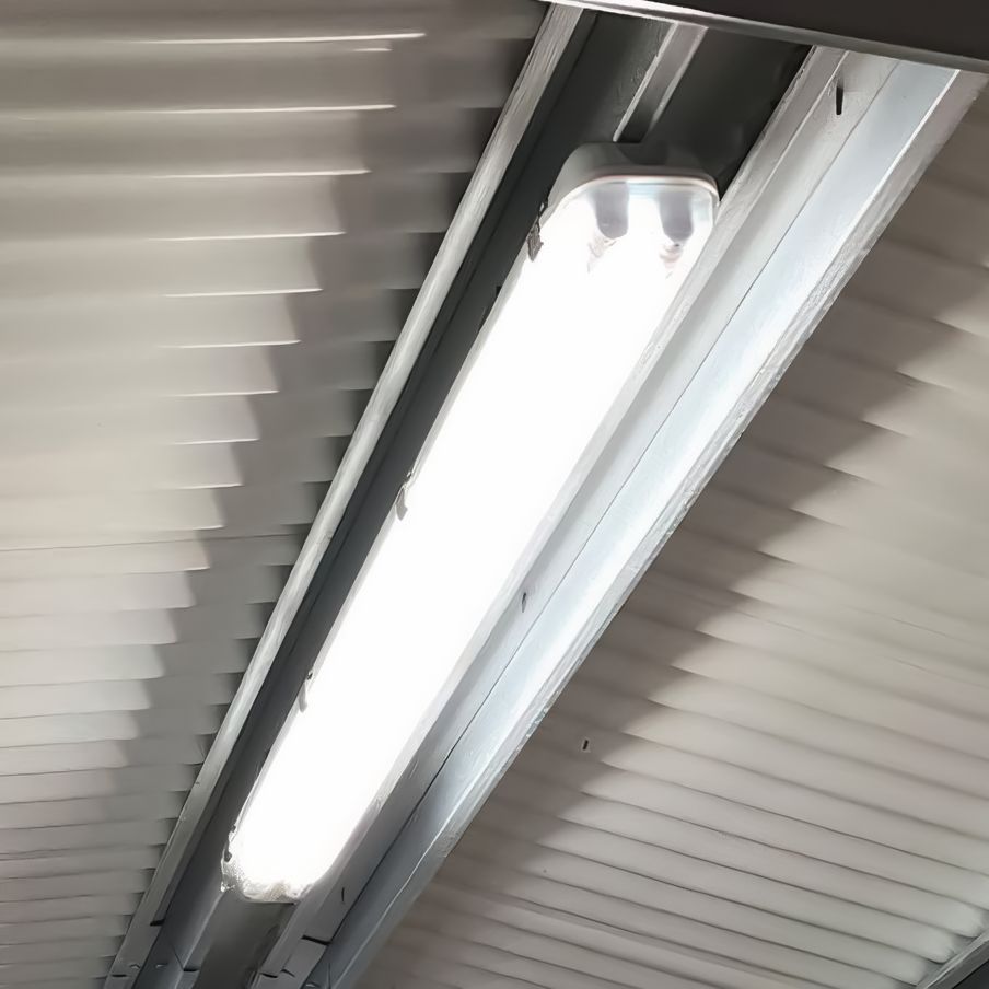 DIY LED 4 Foot Single or Double Batten Light With Plug Outdoor Casing ...